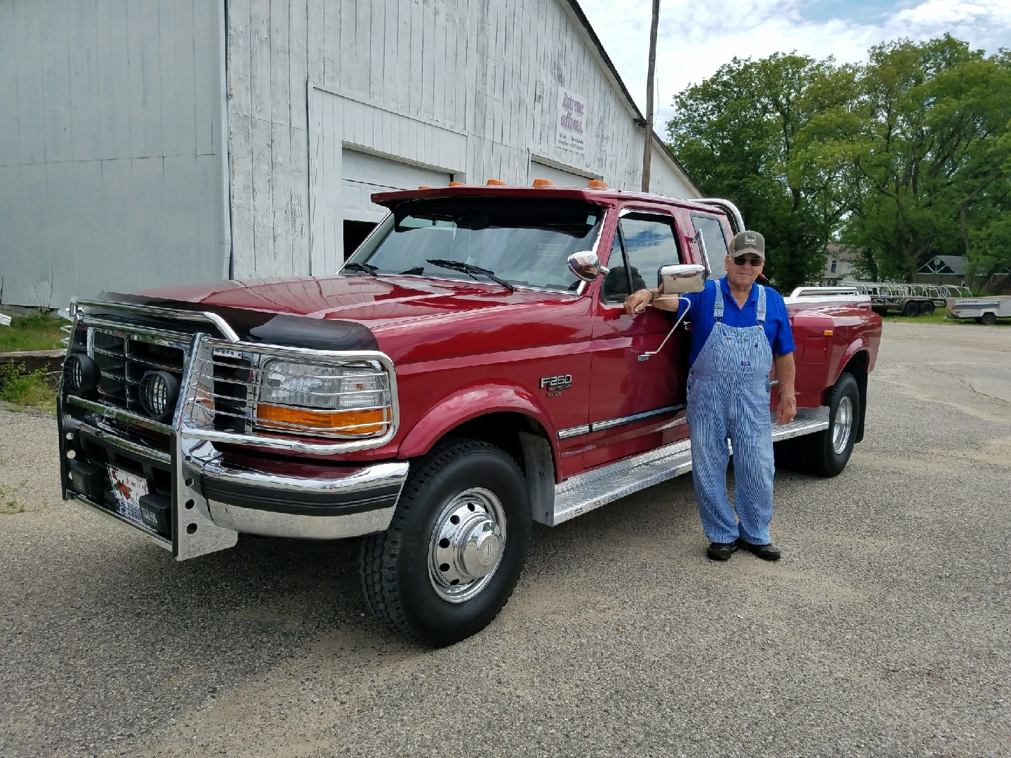 TRUCKS – The Topper Shop Inc.